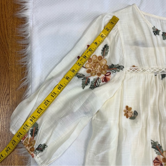 fig and flower | Tops | Anthropologie Fig And Flower 34 Sleeve Floral ...